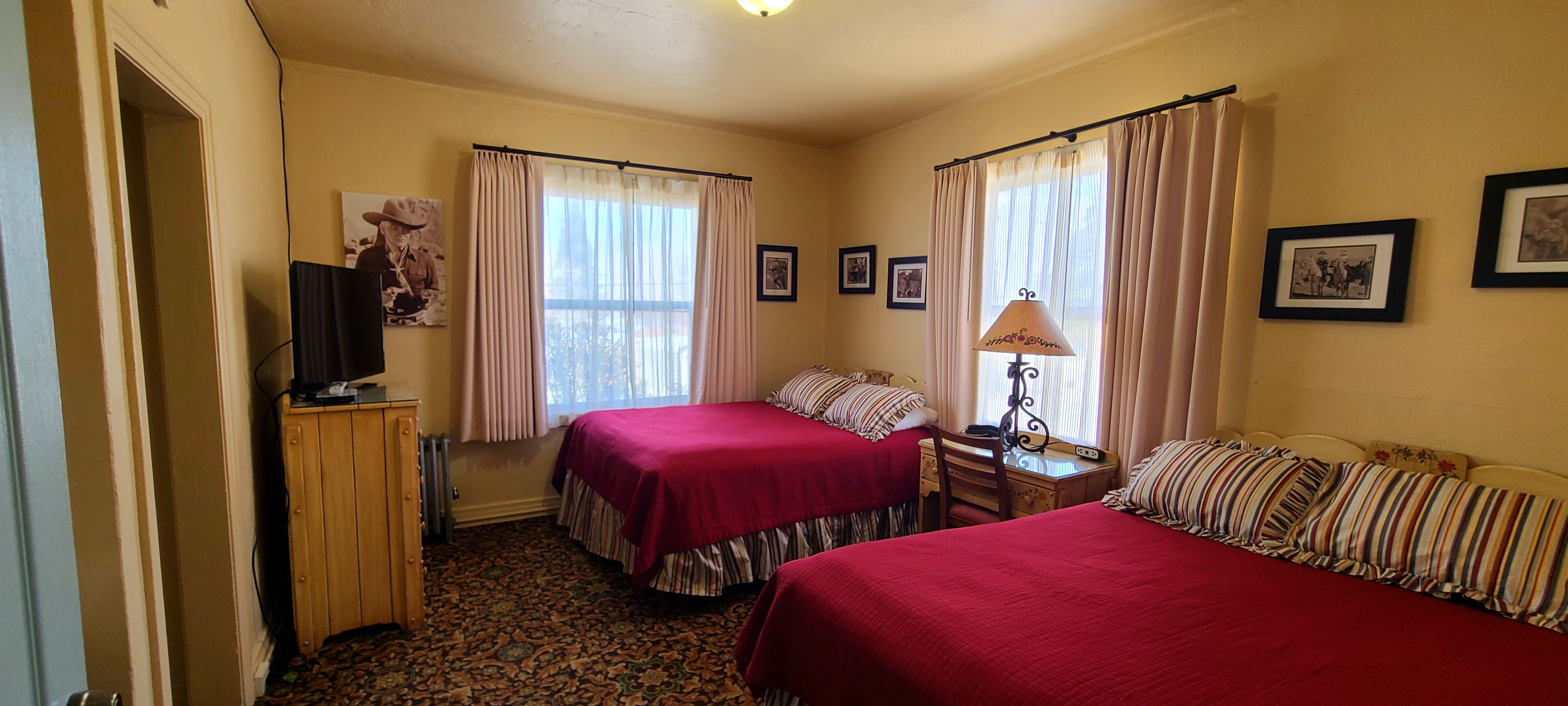 Historic Dow Hotel Guest Rooms – Dow Villa Motel